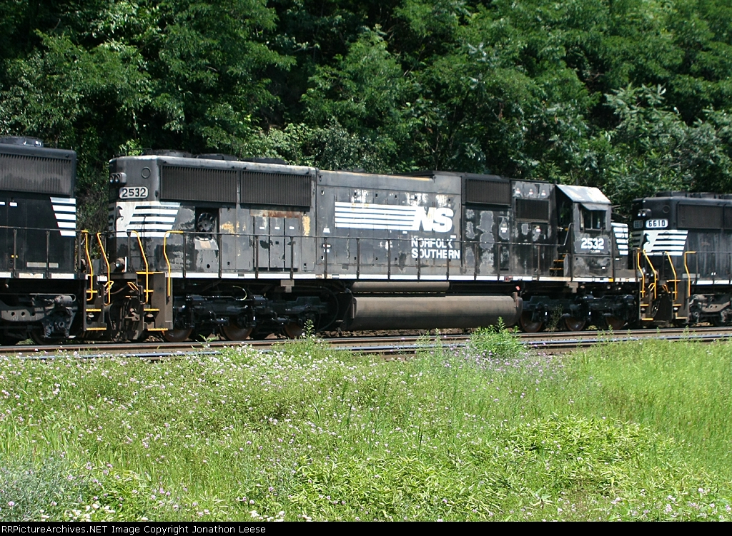 NS 2532 looking a little weathered